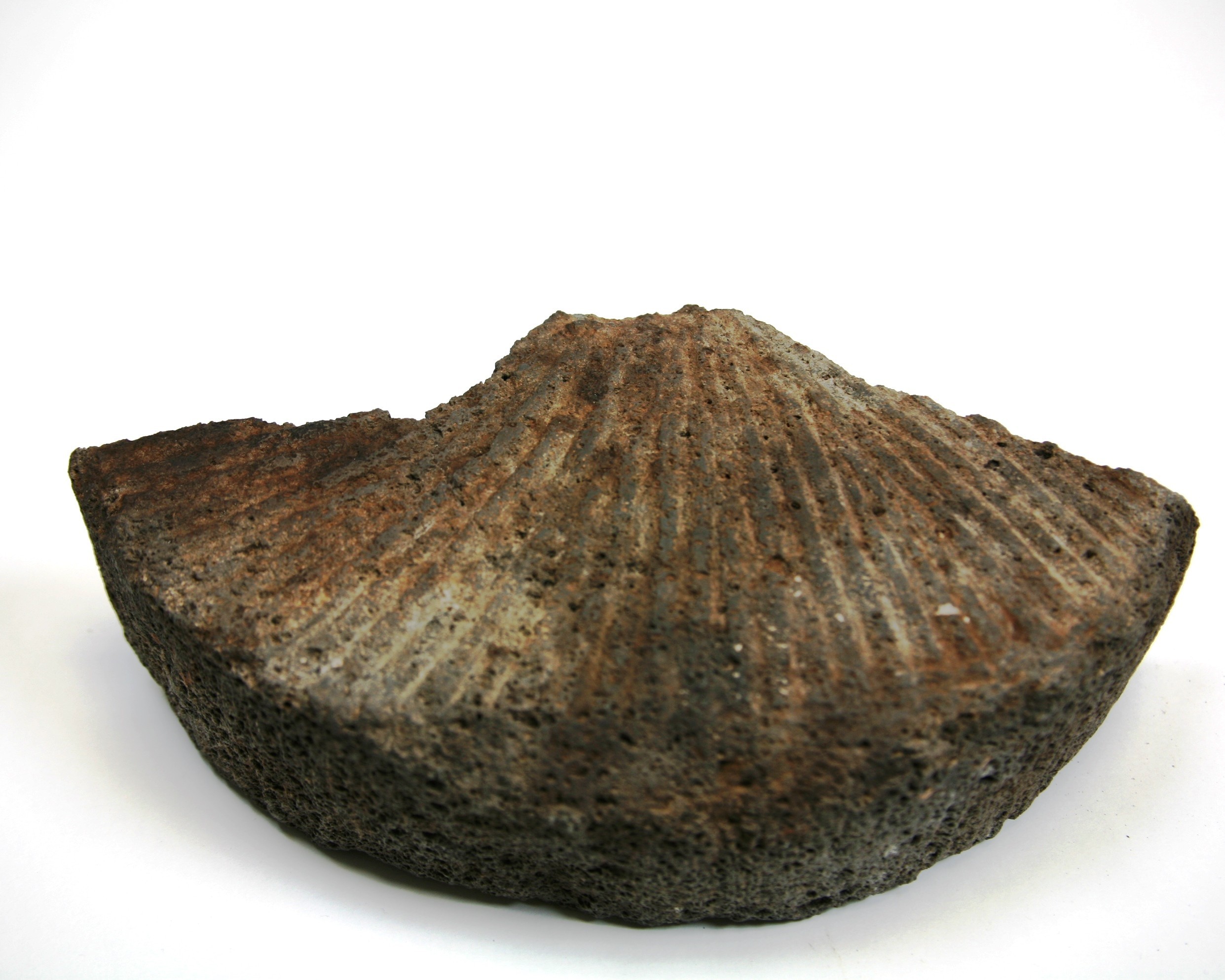 Maalsteen:ligger/loper - Provinciaal Archeologisch Depot Zuid-Holland